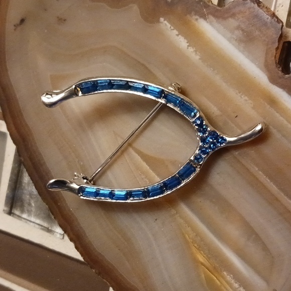 Vintage | Jewelry | Vintage Wishbone Broochcirca 98s | Poshmark